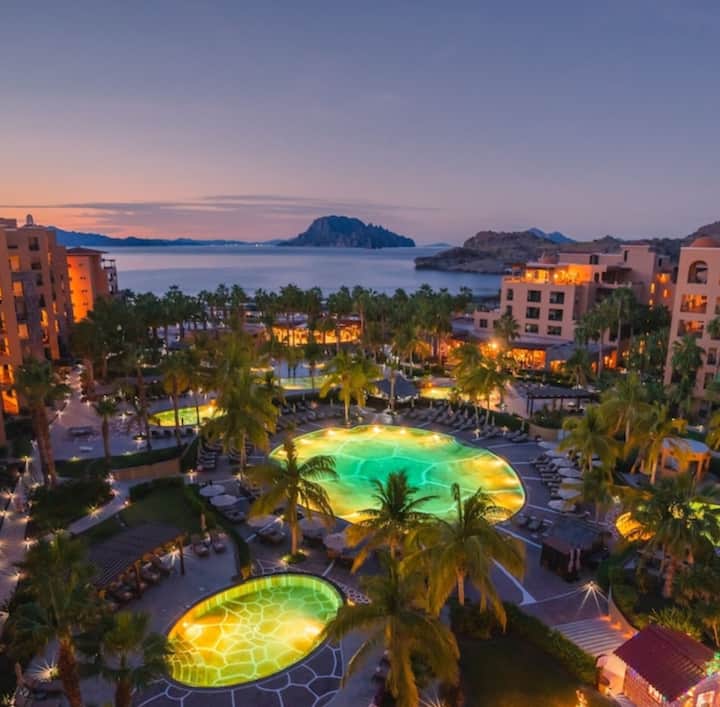 World Class Golf Resort With Outstanding Lodging - Loreto
