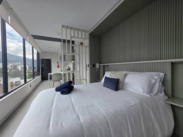 Suite Moderna Piscina, Jacuzzi Y Seguridad 24/7 - Quito