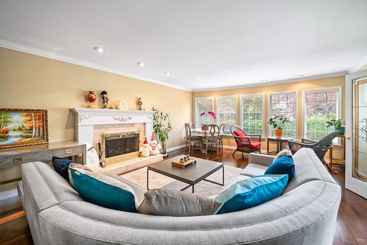 Spacious 2br/2ba In Shared House - Vancouver