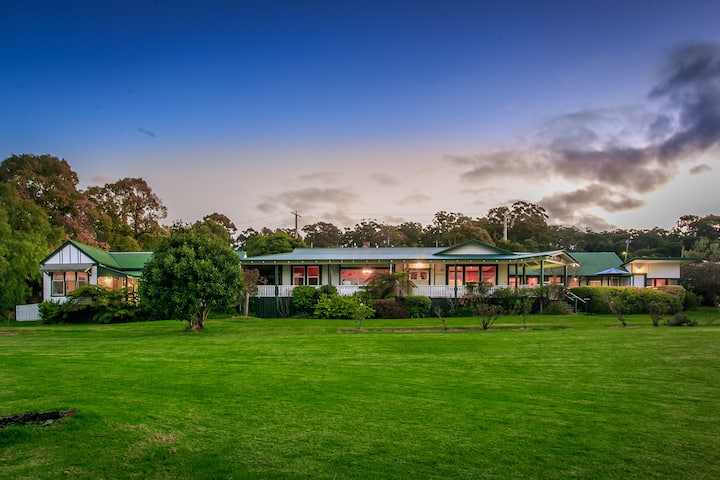Karbeethong Lodge Room 3 - Mallacoota