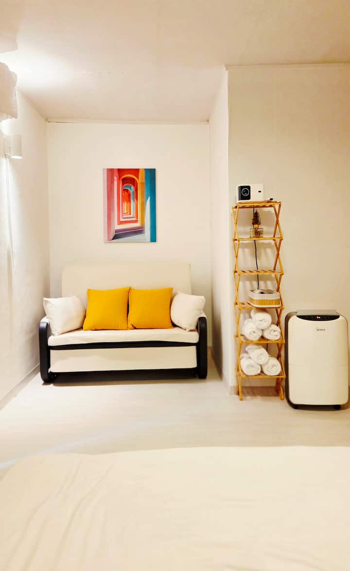 신림 2룸/장기예약, 교환학생, 서울대출장 가성비 숙소 찾는다면 여기 예약해, 무료세탁Ok - Seoul