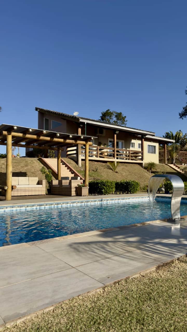 Casa Completa, Excelente Localização. - Atibaia