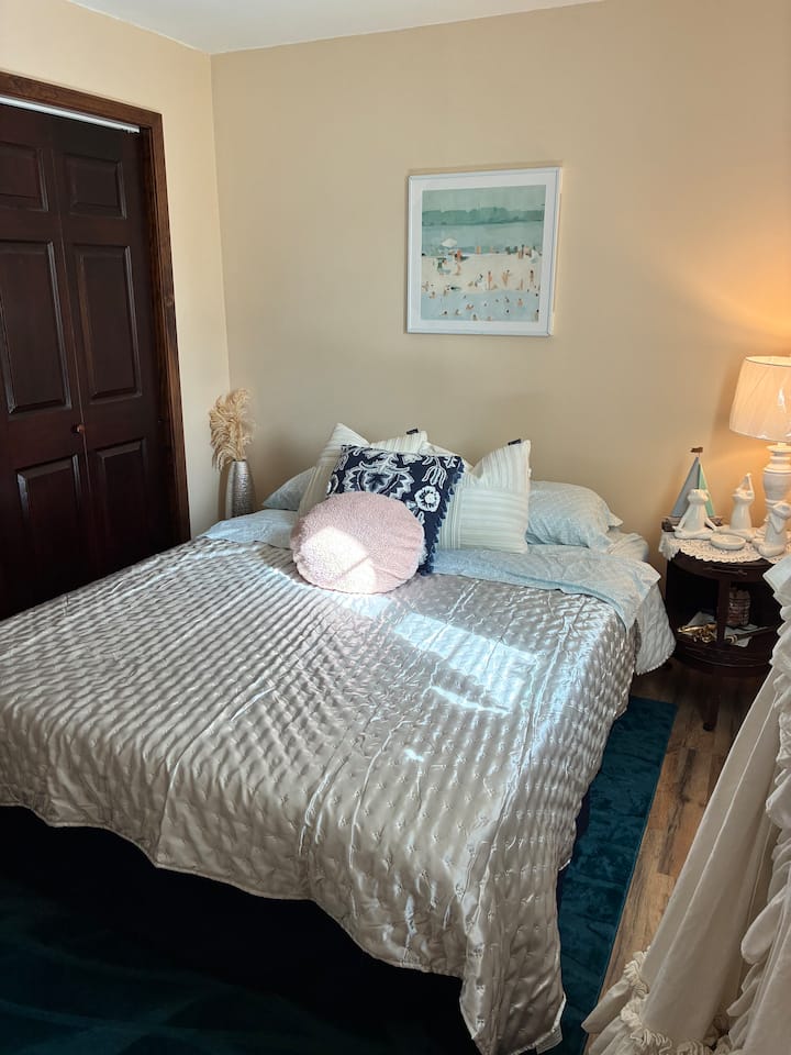 Rest, Recharge, Go Exploring!2br-2 Queen Beds - Cambridge, OH