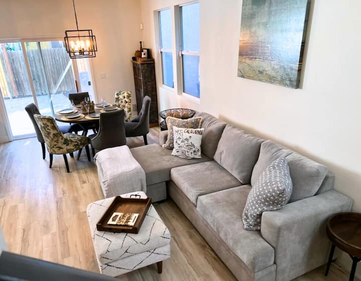 First Edition: Comfy 3 Bdrm Home In W. Sacramento - West Sacramento, CA