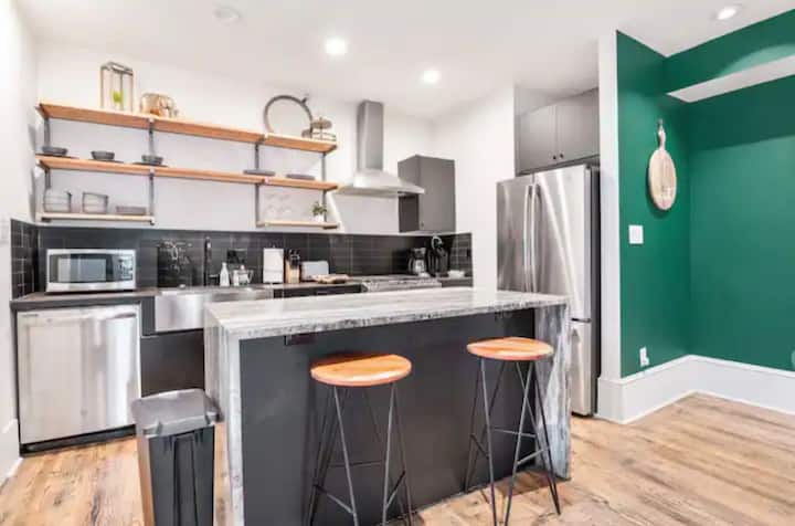 Comfortable-midtown Atl Apartments - 