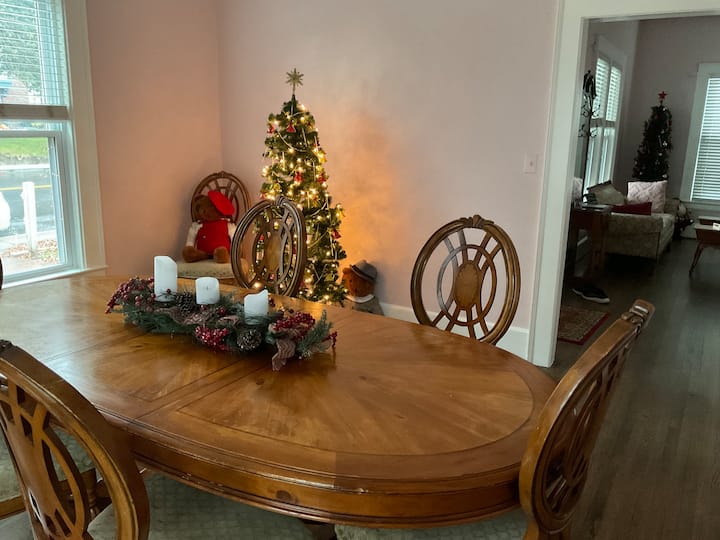 4br Walkable Downtown Haven With Mayberry Charm! - Mount Airy, NC