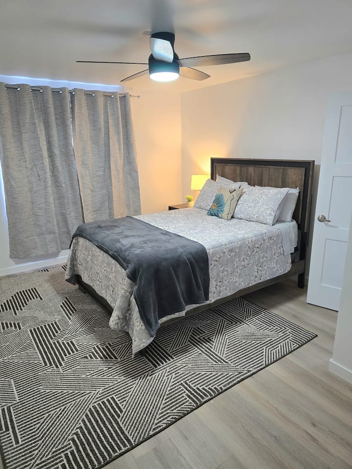 Best Location-steps From The Falls & Free Parking - Niagara Falls