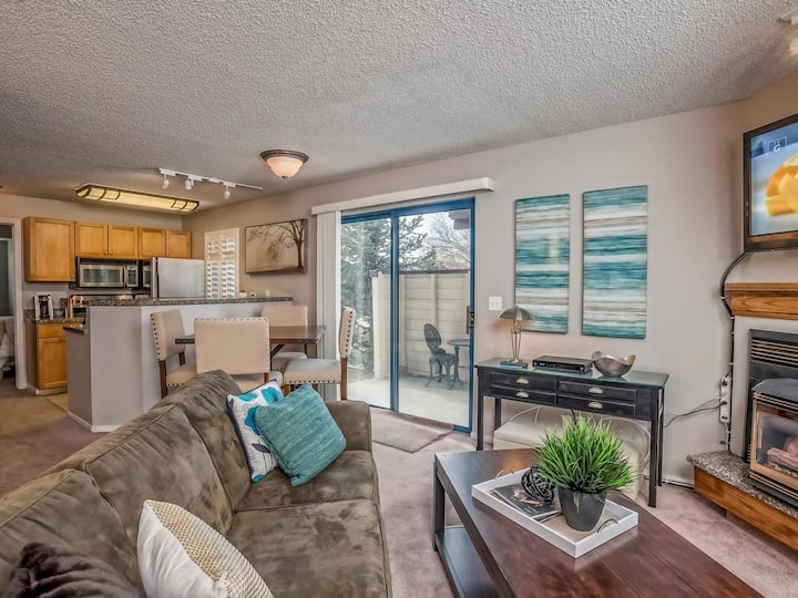 Luxury Condo In Greenwood Village - Centennial