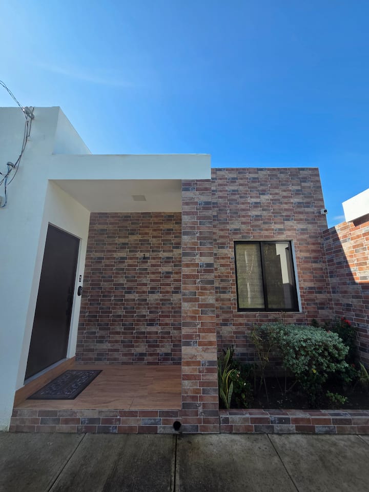 Casa Luna - Santa Ana