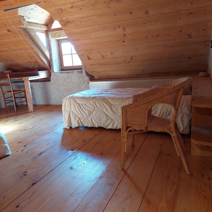Séjour Nature Dans Un Ancien Corp De Ferme - La Clayette