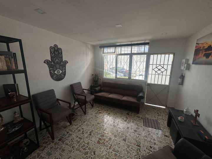 Casa Céntrica Retro-moderna, Con 46 Amenidades. - Xalapa