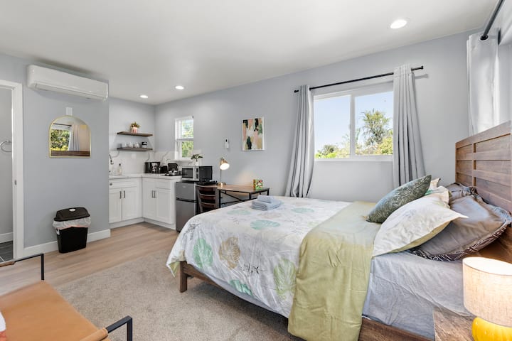 Yieldmax (11) | Studio Bath+kitchen+priv Entry - D - San José