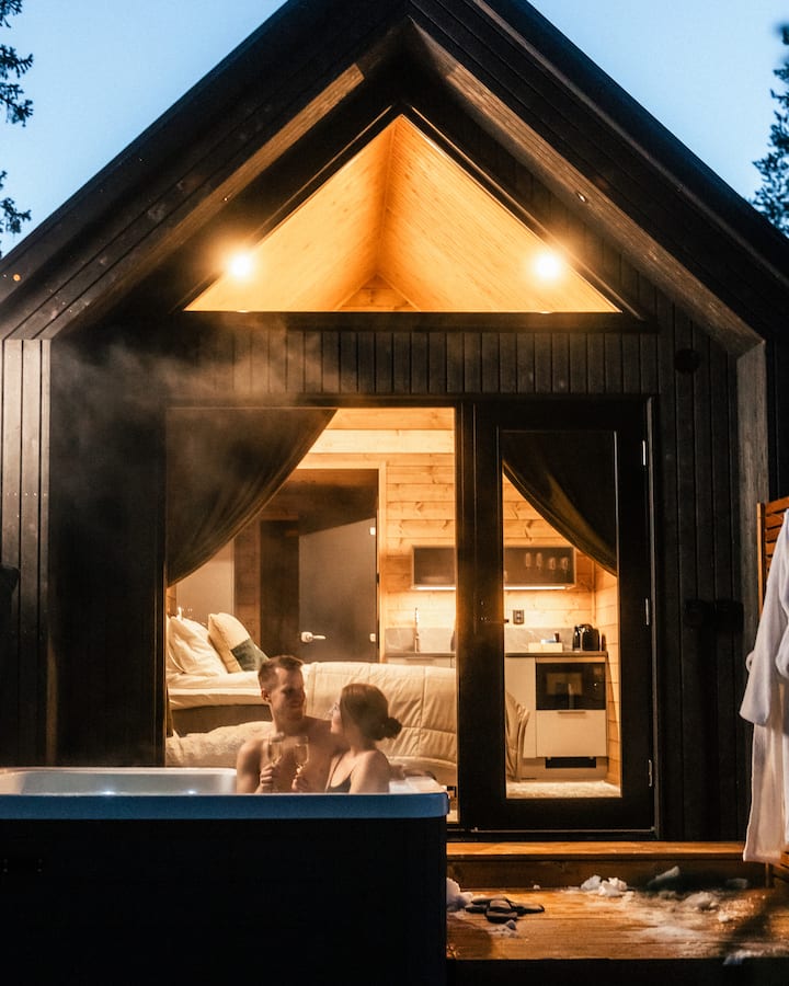 Silencius Sylvara Cabin & Private Jacuzzi - Rovaniemi