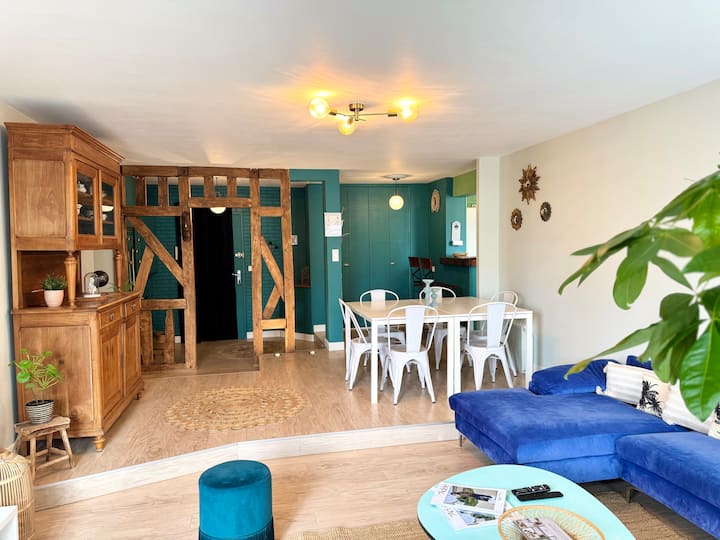 Chez Angèle, Avec Balcon Et Stationnement Privé - Rennes