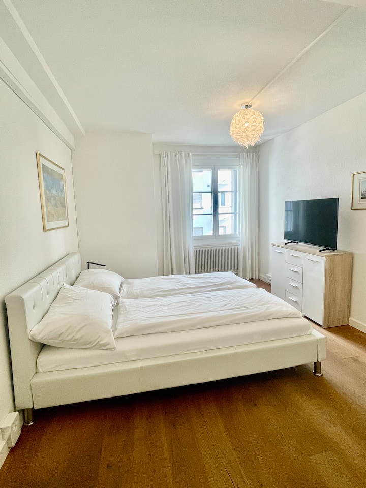 03e - Studio An Bester Lage In Biel - Bienne