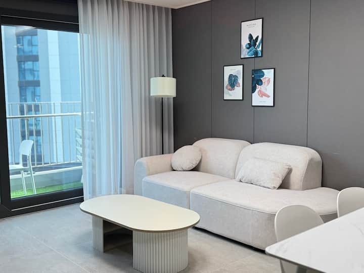 [Od4]4-3 신상숙소 오션뷰 발코니(방2개/욕실2개) #롯데아울렛 #롯데월드 도보5분 - Busan