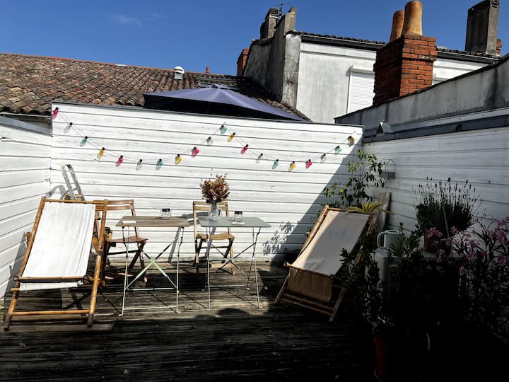 Terrasse, Lumière Et Sérénité Au Jardin Public - Bordeaux