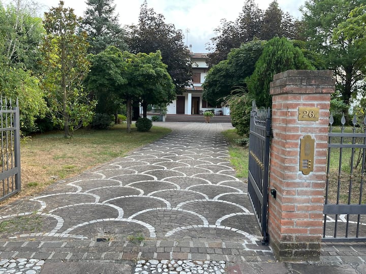 Casa Alba Appartamento Parco/wifi/park Privato - Imola