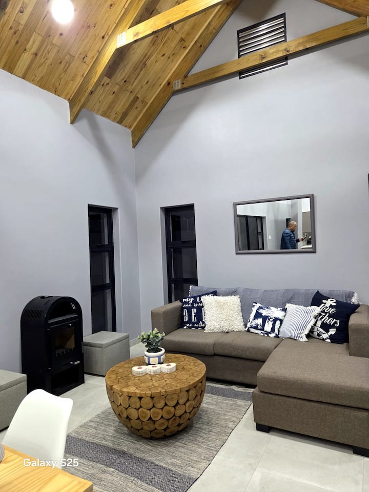 Cosy 6 Sleeper At Clanwilliam - Clanwilliam