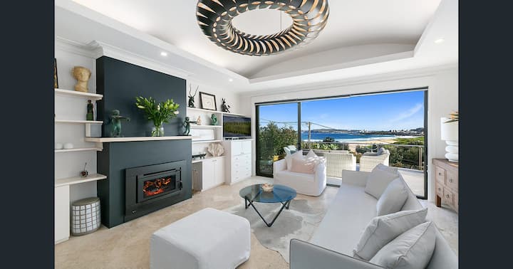 Stunning Beach House At North Curl Curl Beach - Manly