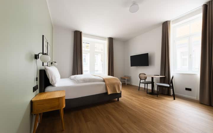 Limehome Ravensburg Marienplatz | Comfort Suite - Ravensburg