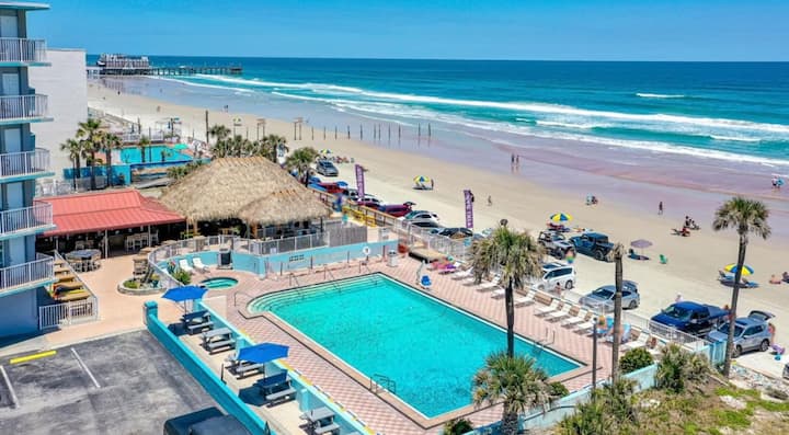 Best Location In Town! Oceanview & Breathtaking! - Daytona Beach, FL