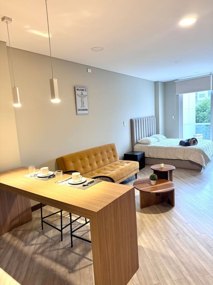 Luz Y Ciudad - Bolivia