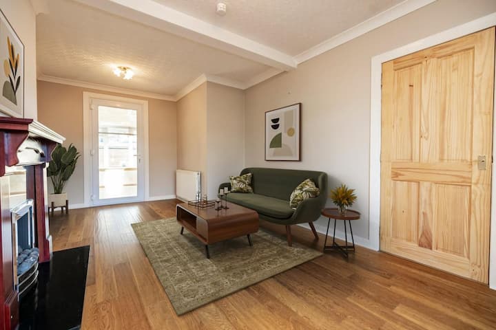 City Centre Home, Aberdeen - Aberdeen Airport (ABZ)