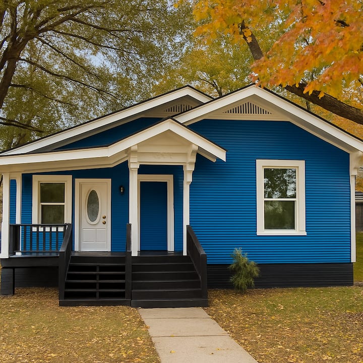 Cozy Blue Bungalow Near Downtown & Hospitals - Shreveport
