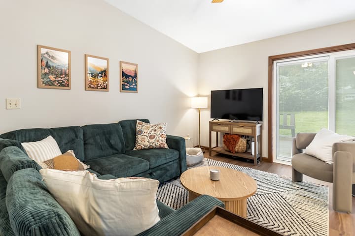 Cozy Wvu Home With Fenced Yard - モーガンタウン, WV