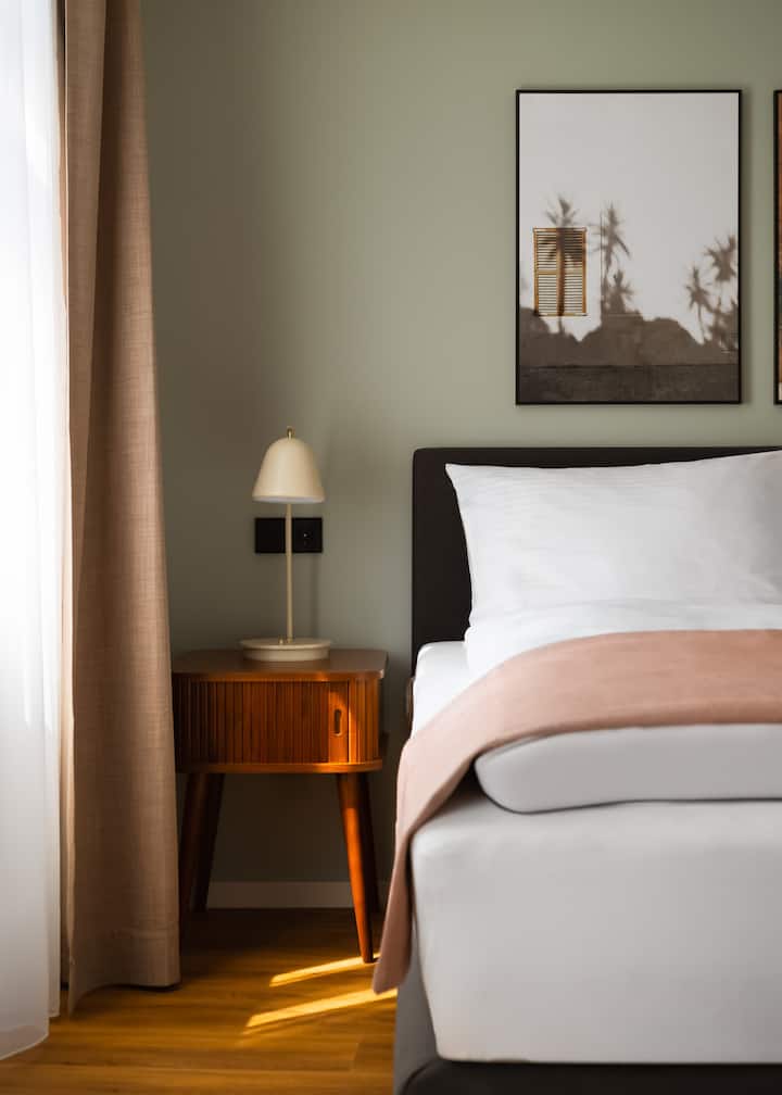 Ravensburg Marienplatz | Comfort Suite + Sofa Bed - Ravensburg