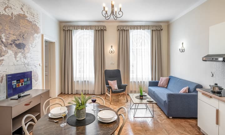 Two Bedroom Apartment Africa - 6 Continents - Prága