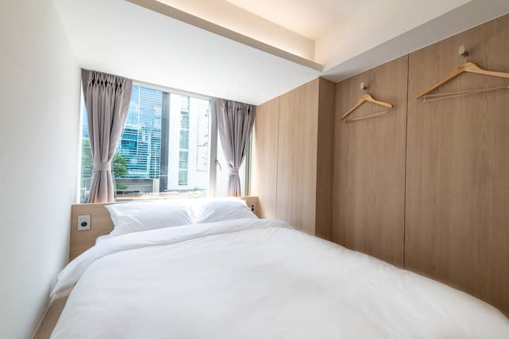 [New]하이스테이명동/수페리어더블룸/명동역,을지로입구역도보5분/백화점바로앞/cctv안전 - Séoul