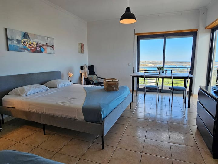 Boniya Room| Magic Stay @ Faro (Bom João) - Faro