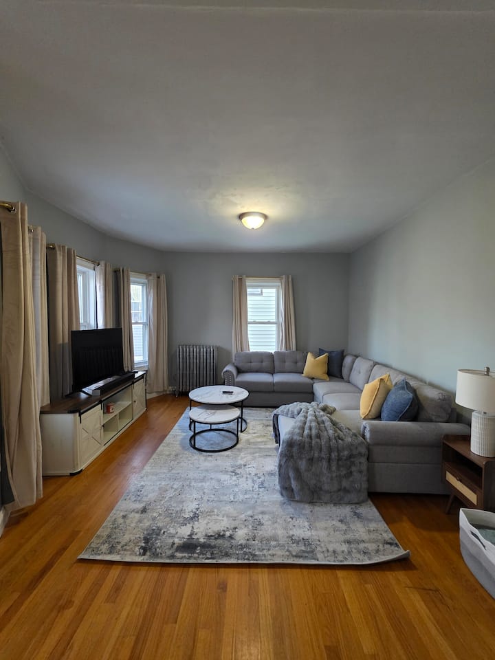 The Maverick Upstairs - Lux Apartment (New!) - Massachusetts