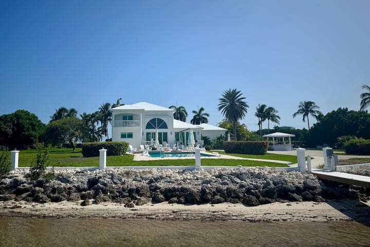 Luxury Boating Escape - Marathon, FL