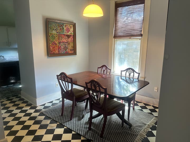 Overton Park Midtown Duplex - Memphis, TN