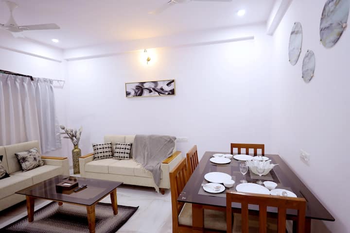 Suhan Homes - Modern 2bhk Apartment - Vayu - Ujjain
