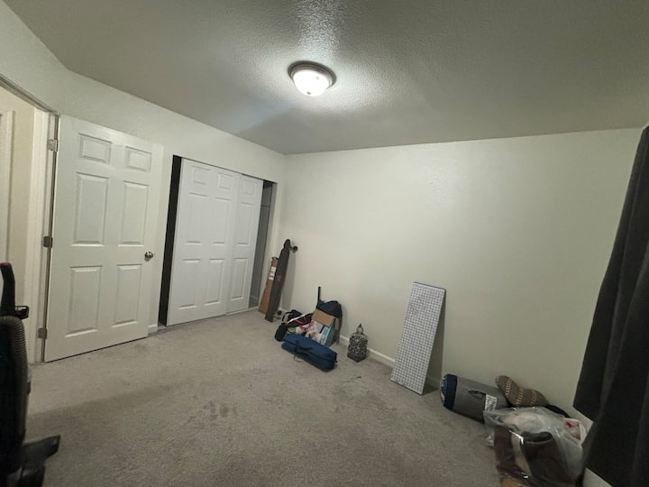 Townhouse Room Available! - Willits, CA