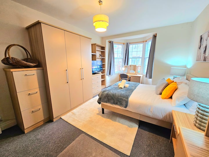 Hyde Park Home With 5 Beds By Bayswater Station - London