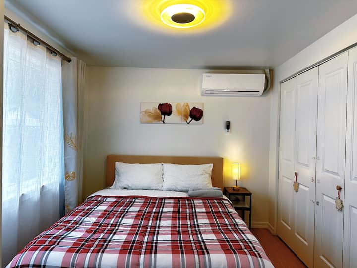 Warm Cozy Room With Privatebathroom Near Lightrail - Shoreline, WA