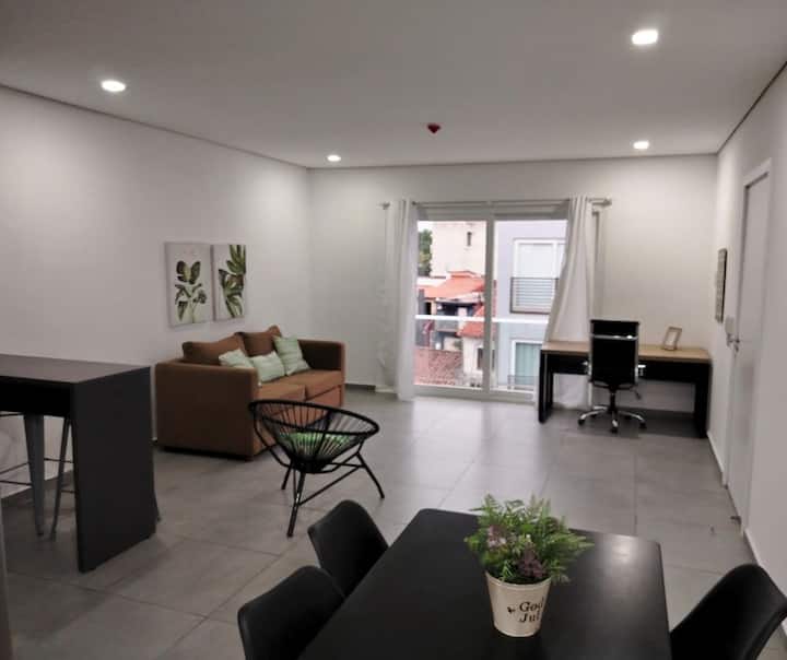 Amplio Dpto. En Asunción Zona Shopping Del Sol - Asunción