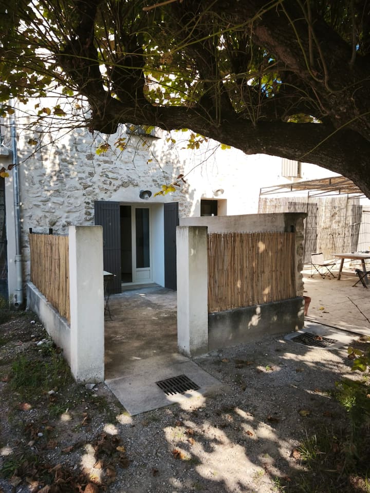 Petit Coin Tranquille à Pernes Les Fontaines - Pernes-les-Fontaines