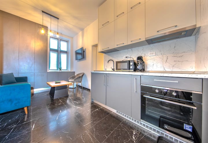 Trinoble Postavarului-apartment In Centrul Istoric - Brașov