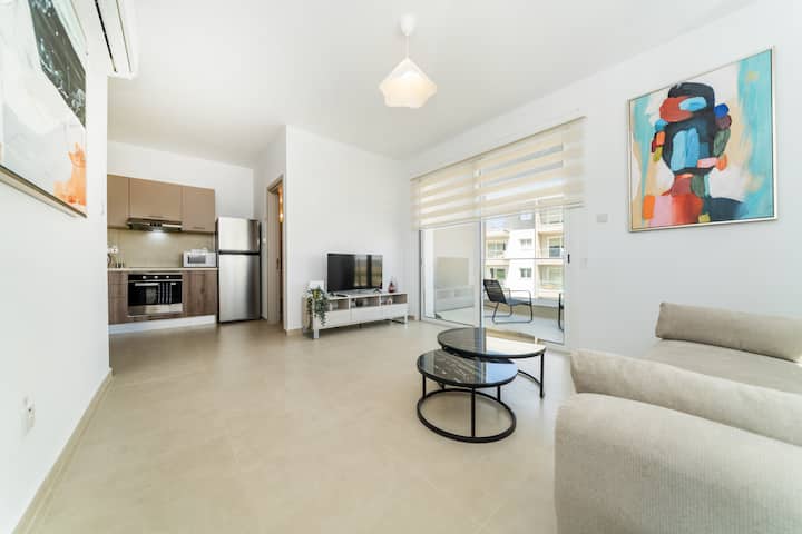 New One Bedroom Flat Next To University - Nicosia