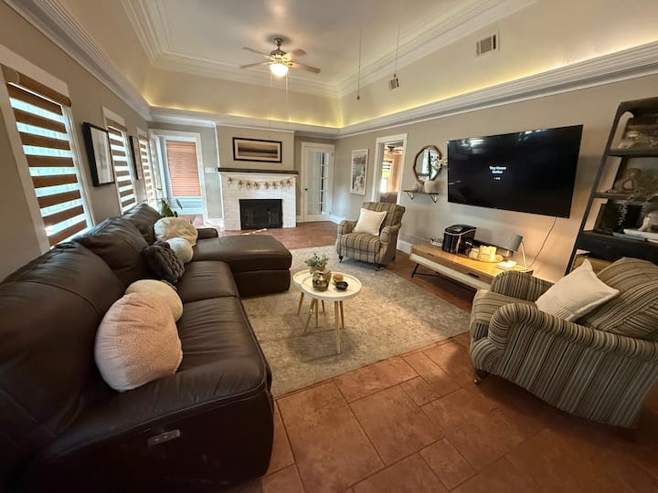 Modern Comfort Room In St. Cloud - St. Cloud, FL