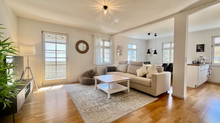 Ludwigshome: 85qm| Free Parking | Balkon | Smarttv - Ludwigsburg