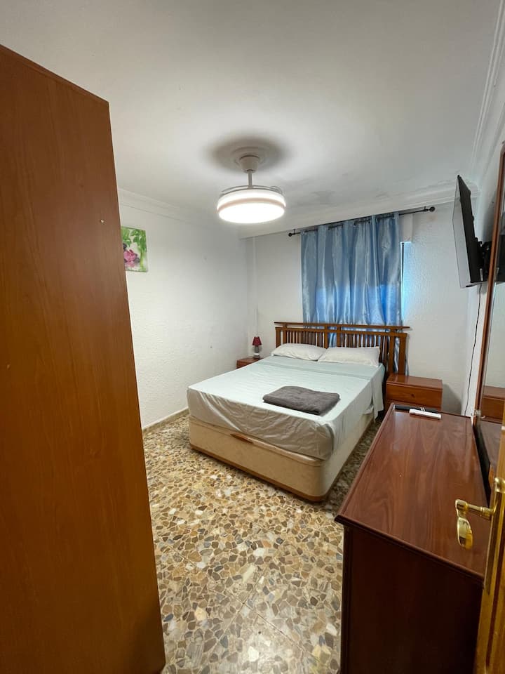 Habitación Large En Huelva Capital - Huelva