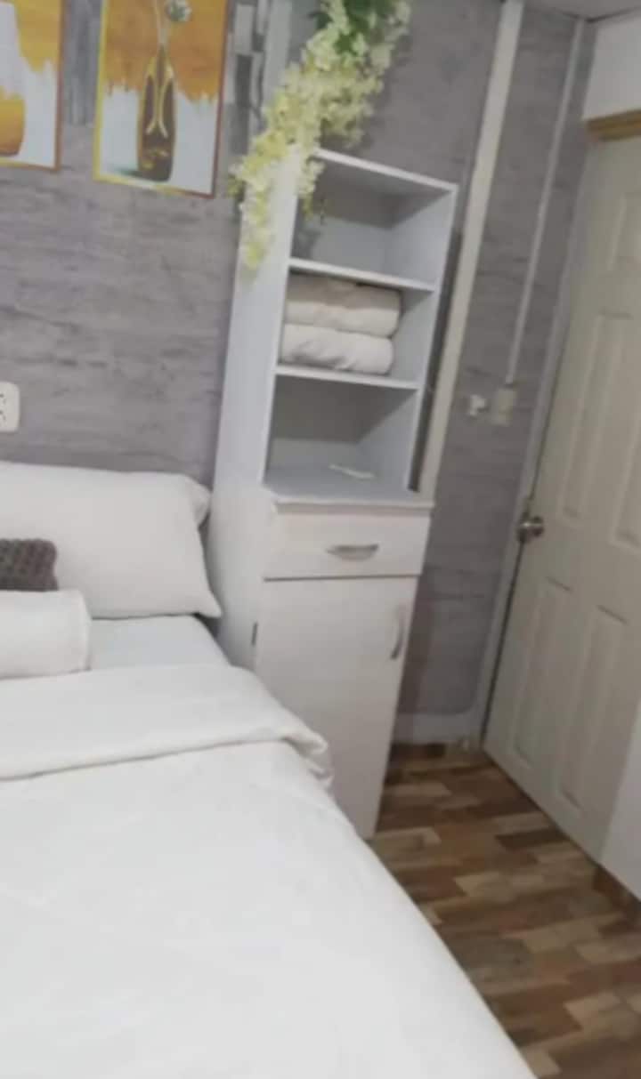 Casa Céntrica Y Completa - San Salvador