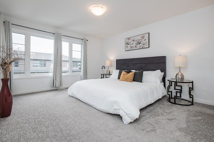 Cozy Niagara Falls Retreat - 4ba + 2.5br - Niagara Falls